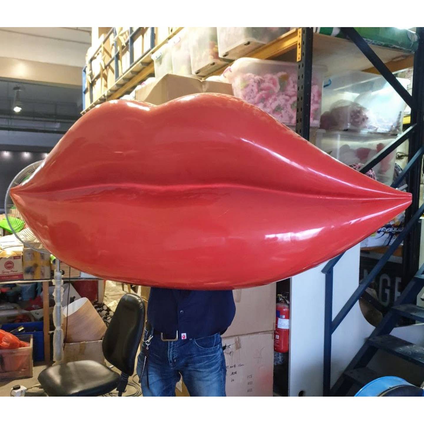 Giant Lip - SG largest valentines wall decoration and ornaments rental