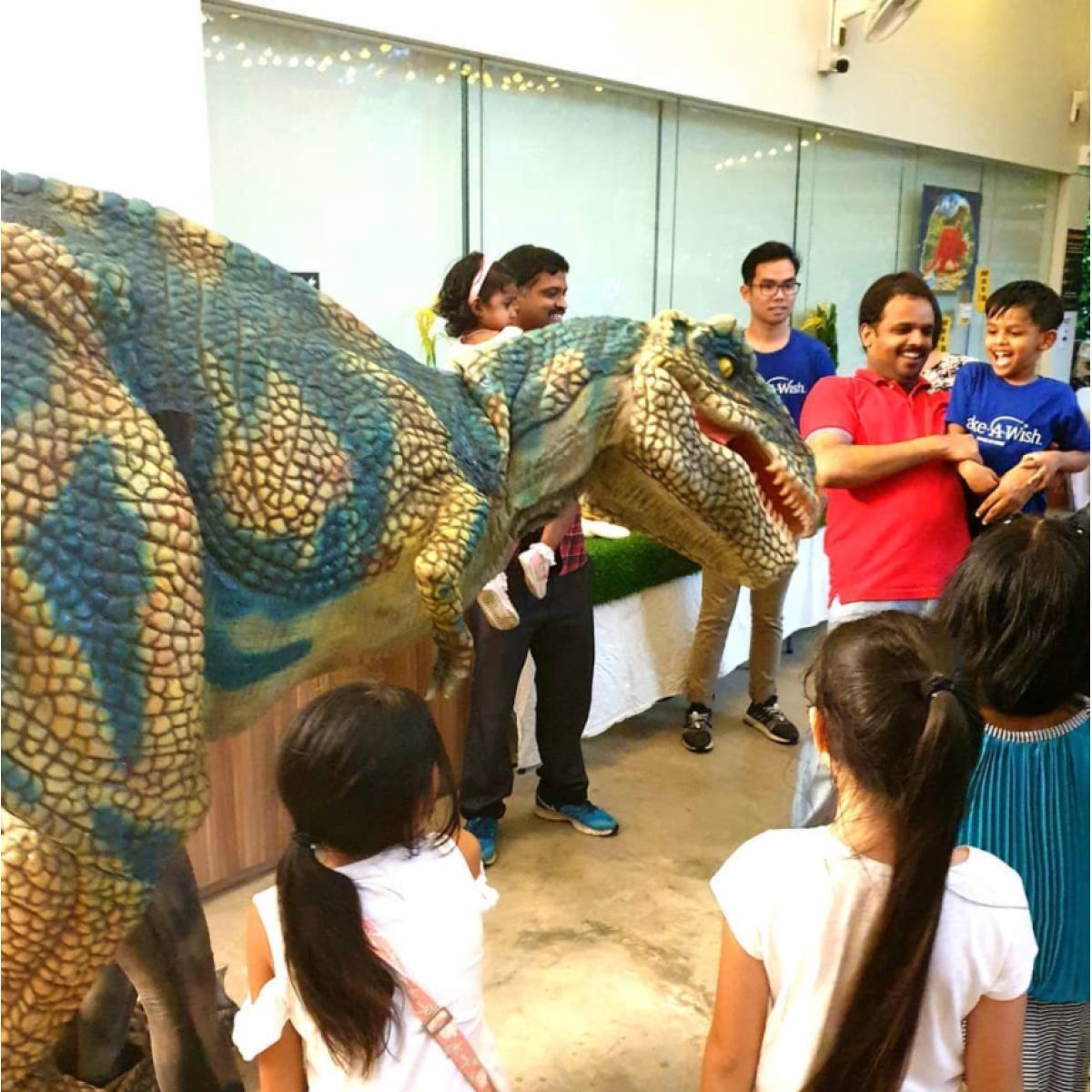 Tyra the Trex mummy Dinosaur - Rent jurassic park full size dinosaur ...