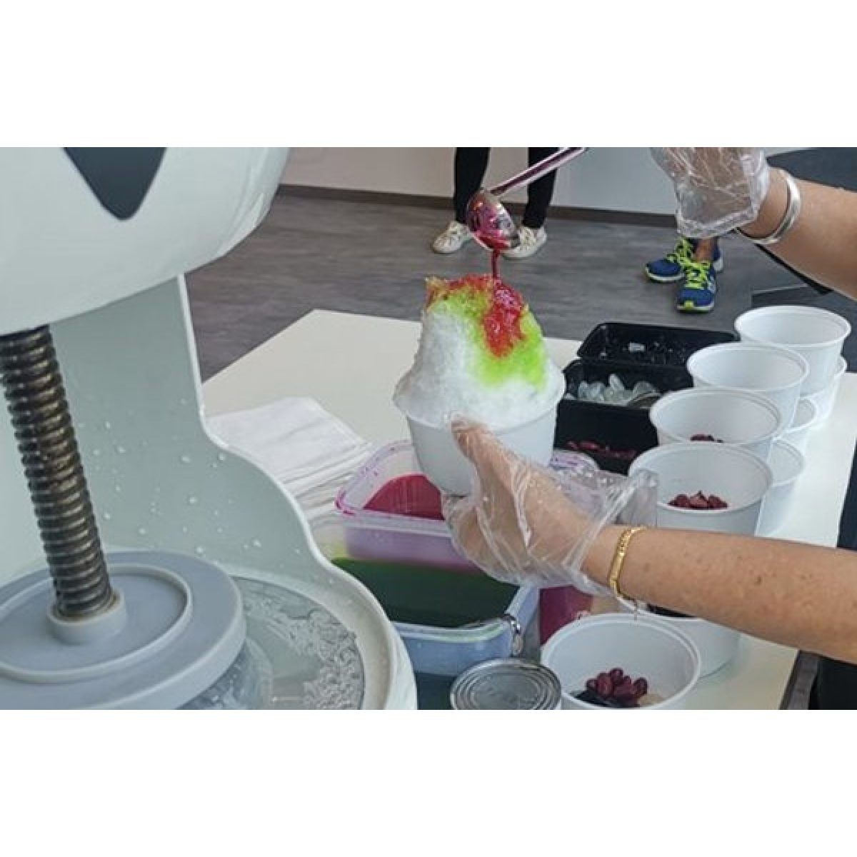 Ice Kachang Live Food Station - SG's Coolest Ice Kachang Station For Hire