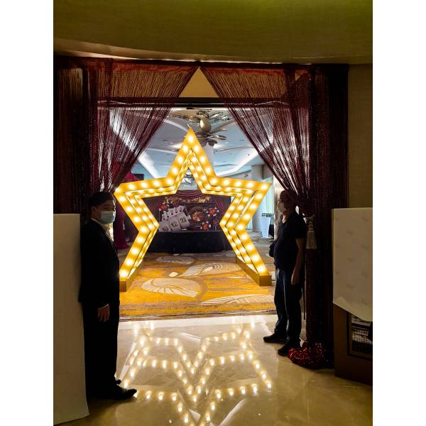 Triple Tier Star Arch - SG's Largest Ballroom Props and Props for D&D ...