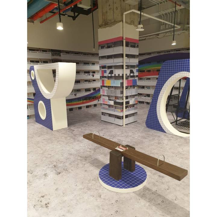 SG Largest Pop Up Rental Cart Platform - White Wheelable Metal Pop Up Booth
