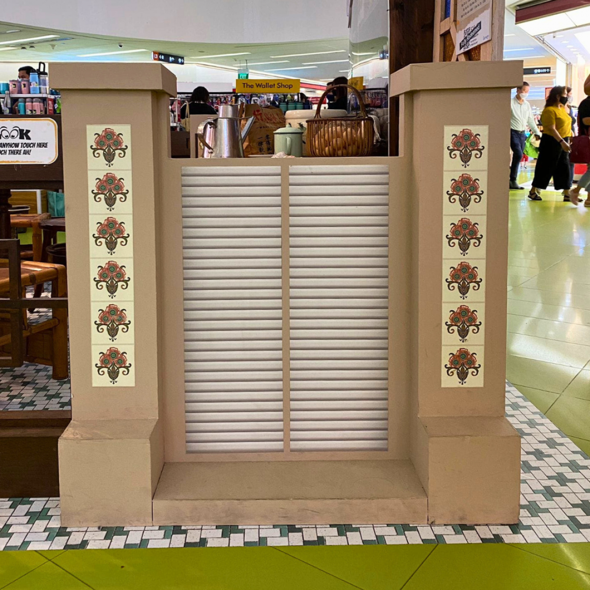 Peranakan Style Gate Door - SG's LArgest Walkway Decor and Event ...