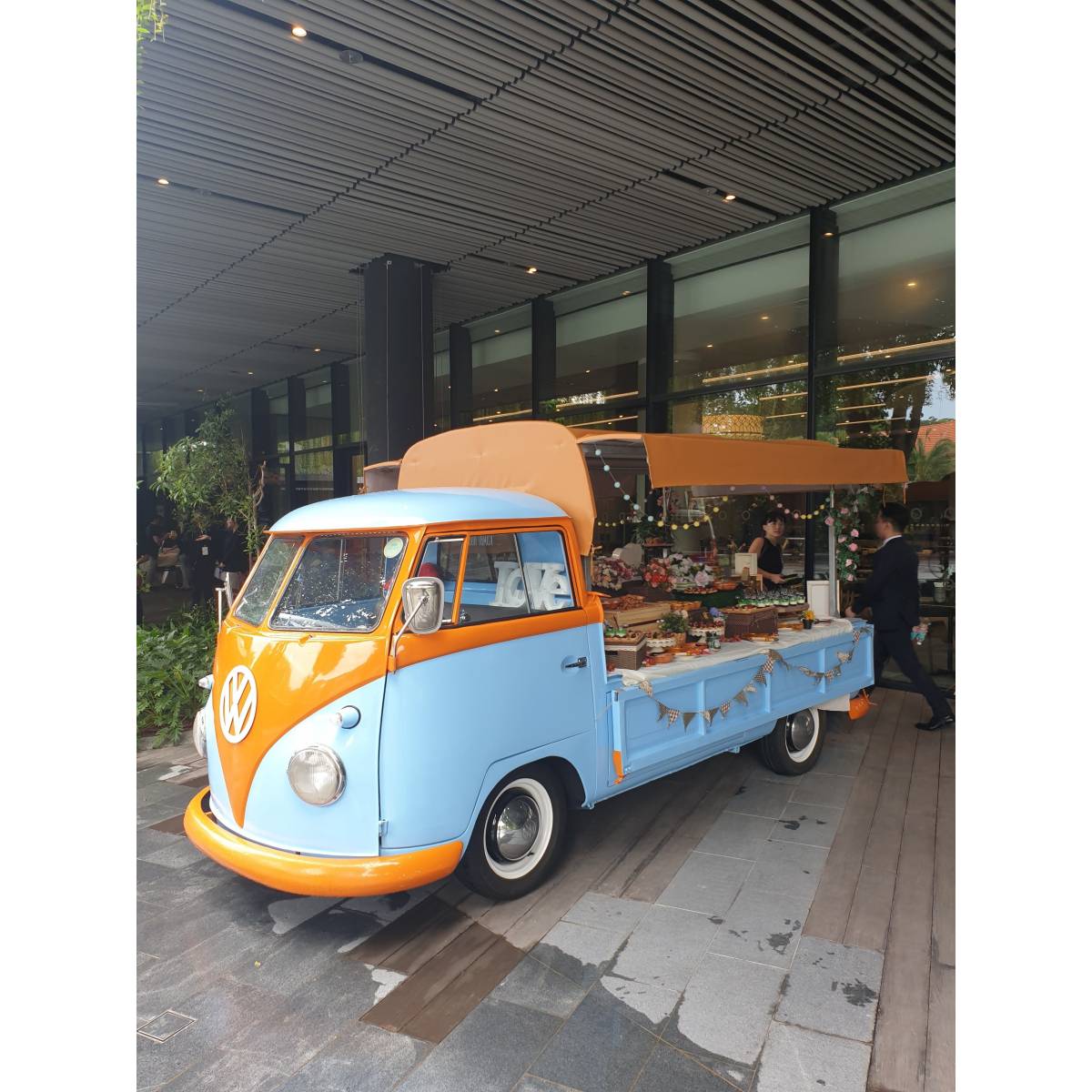 VW Ocean Van - Vintage Van Rental as Food truck and Food Vans