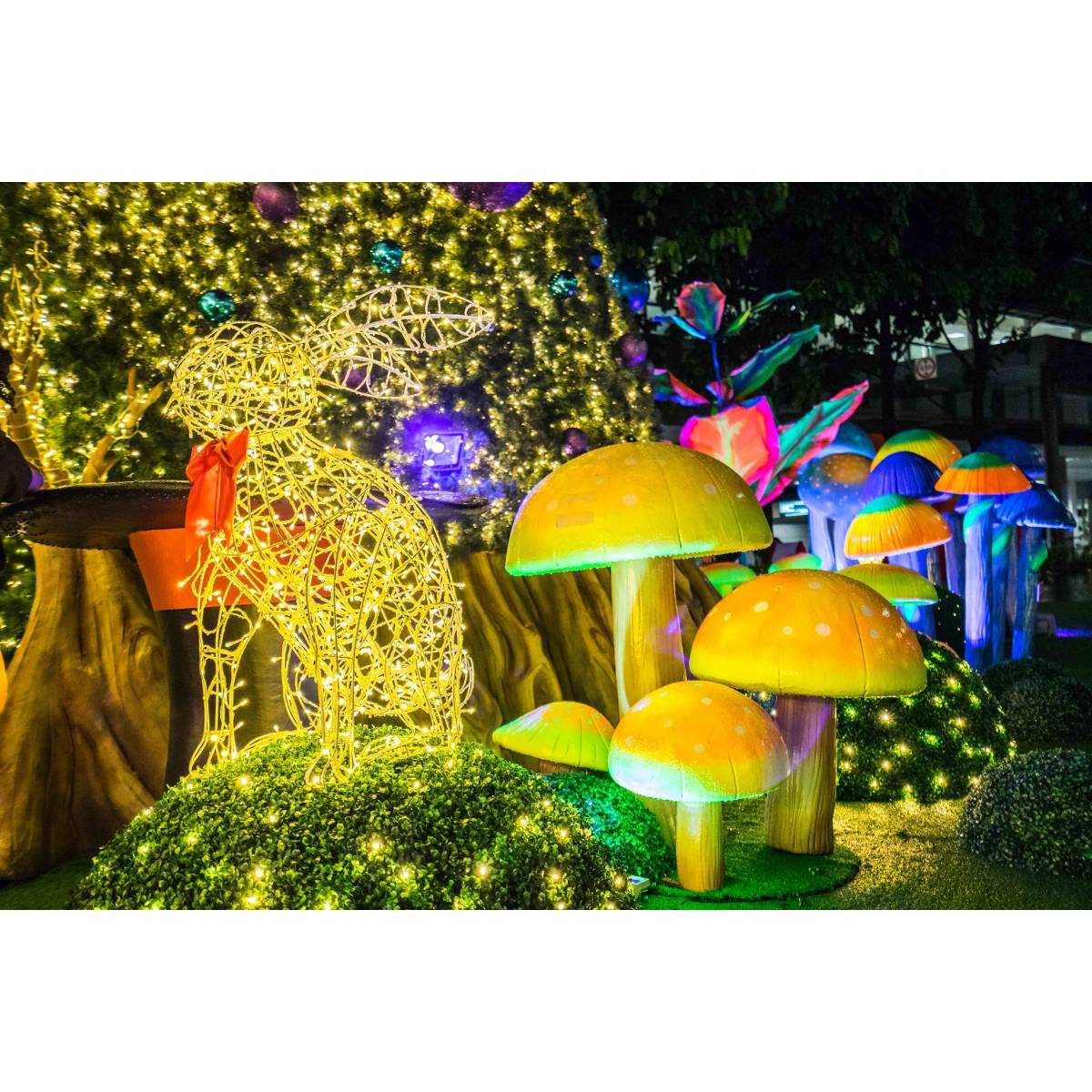 Sitting Rabbit Wire Sculpture - Rent Wire Decor and Wire Sculpture ...